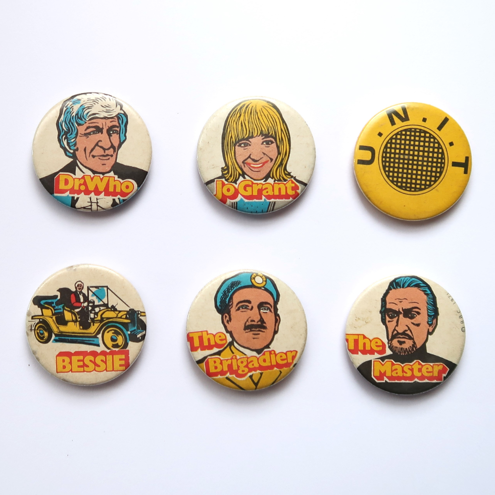 Complete set of Doctor Who Kelloggs Sugar Smacks Badges 1971