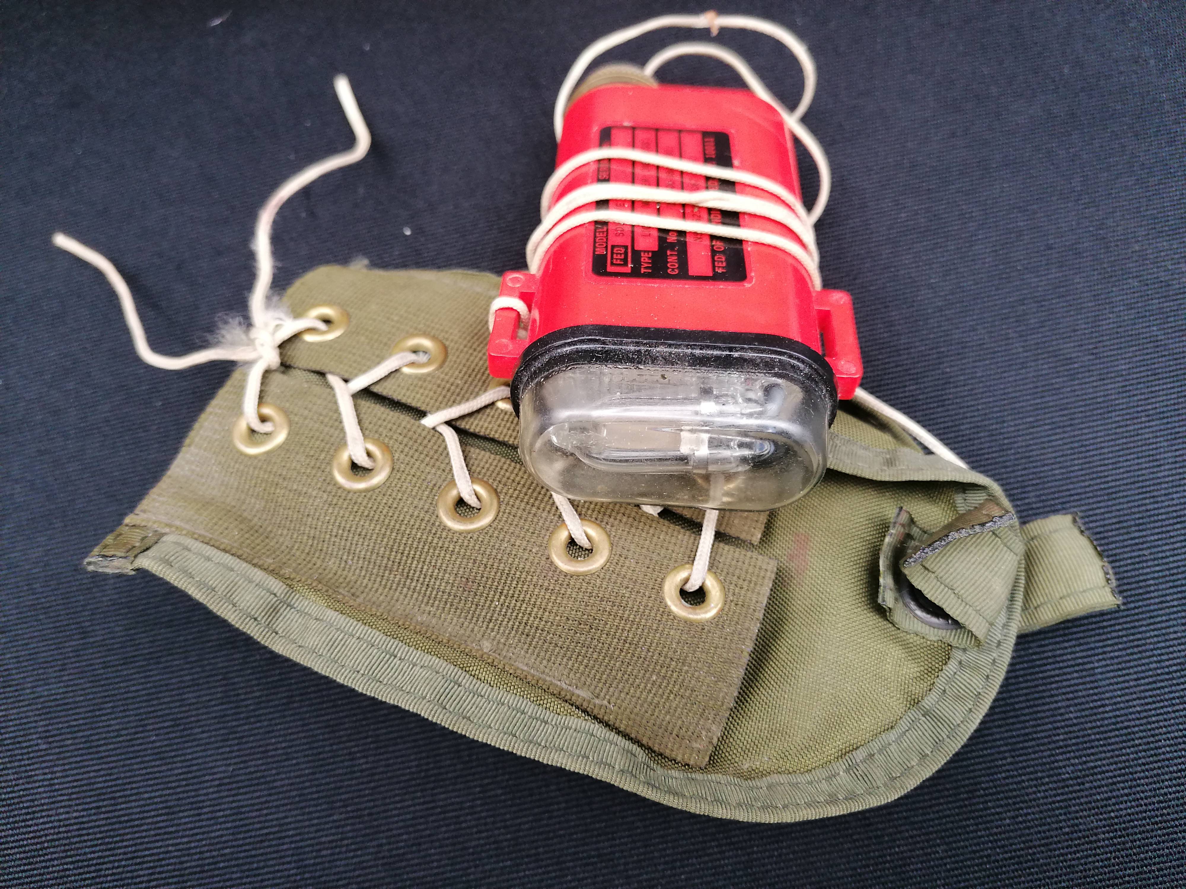 Emergency signal unit