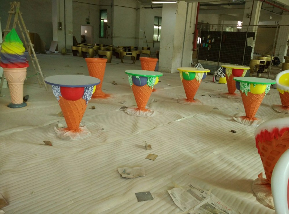 Ice Cream Table and Chairs Sets | Fiberglass Ice Cream Cone