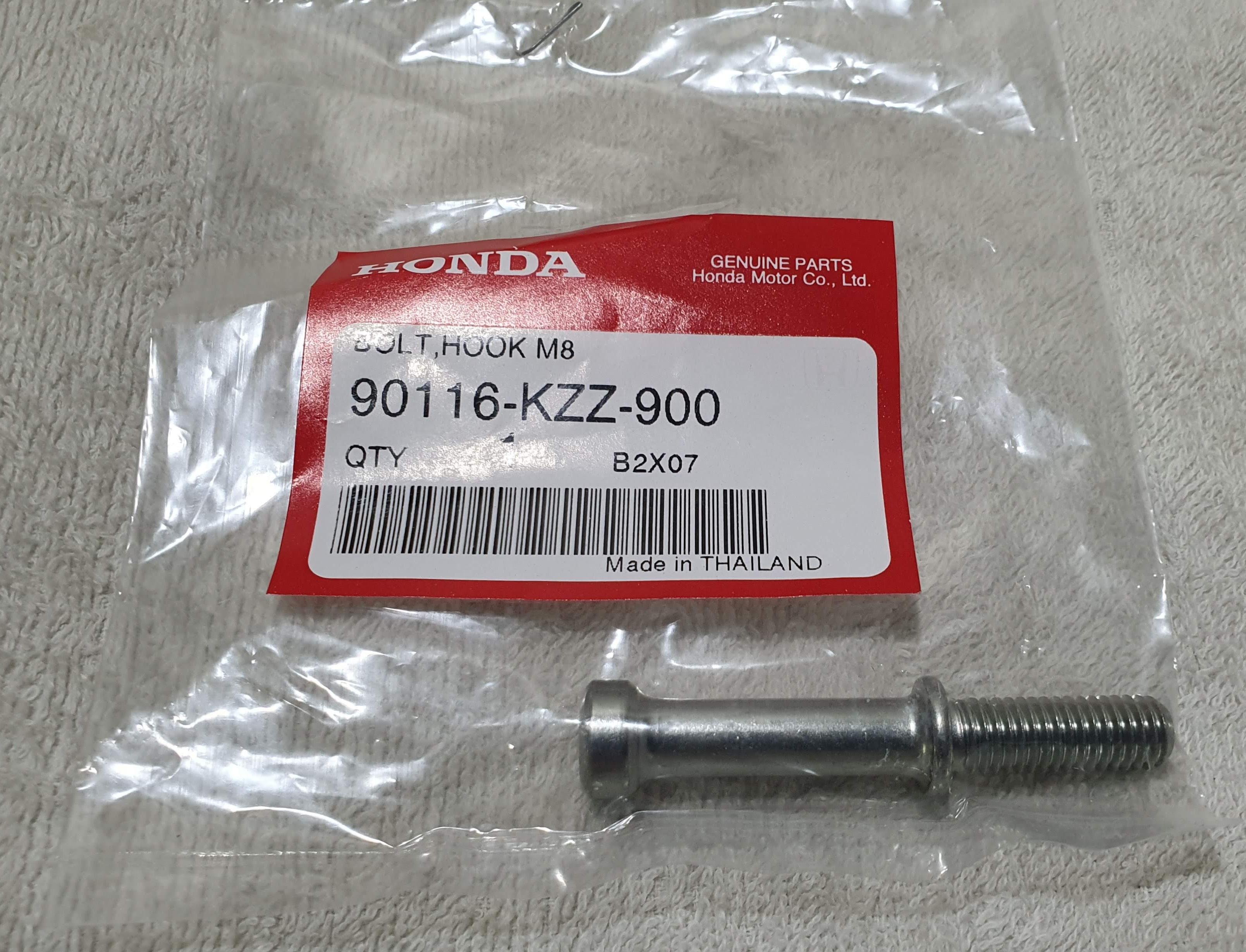 Honda CRF Seat bolt - 90116-KZZ-900