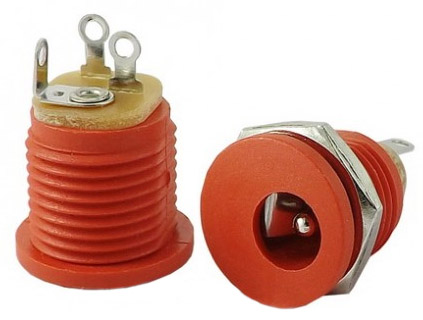 Boss-style 2.1mm DC power socket